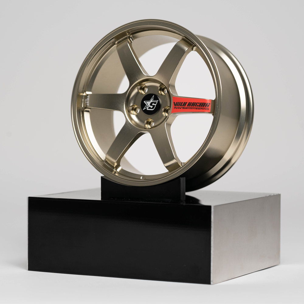TE37 | Gold Edition | Red